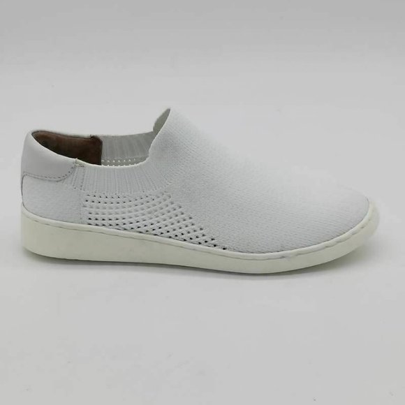 me too | Shoes | Adam Tucker By Me Too Romy 2 Slip On Sneaker New ...